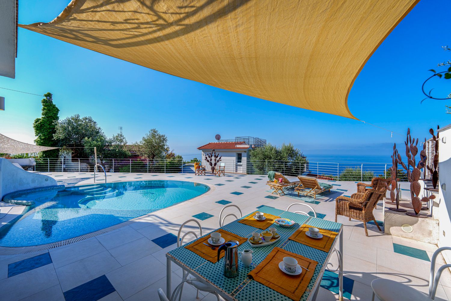 Holiday Rentals-Luxurious Villa Chimera Italy: Your Ideal Holiday ...